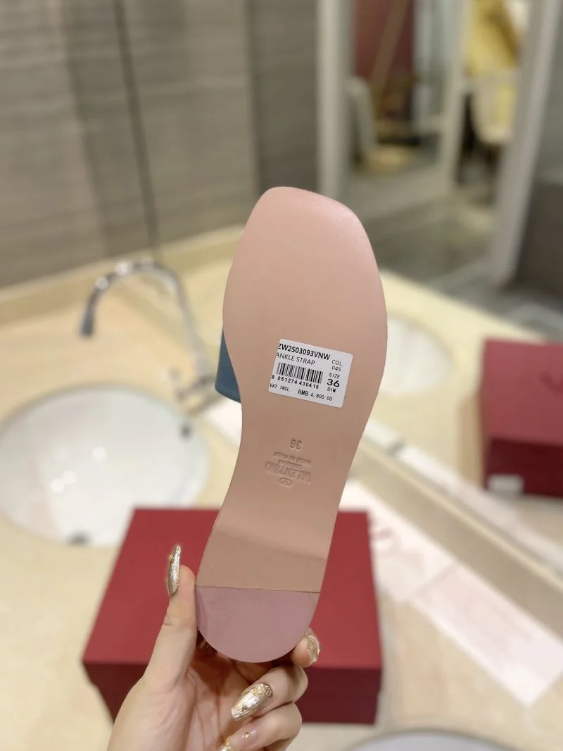 Value-priced Valentino Slippers