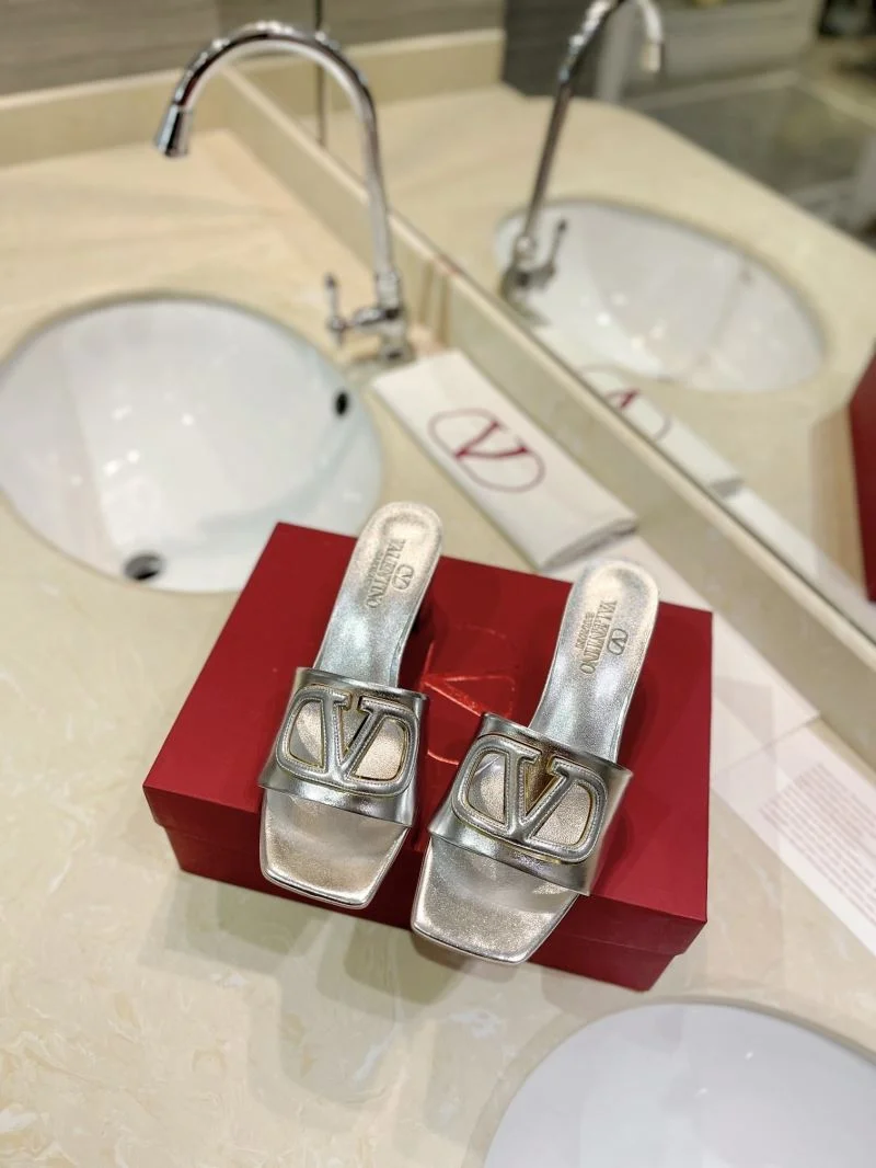 Precise copy Valentino Slippers