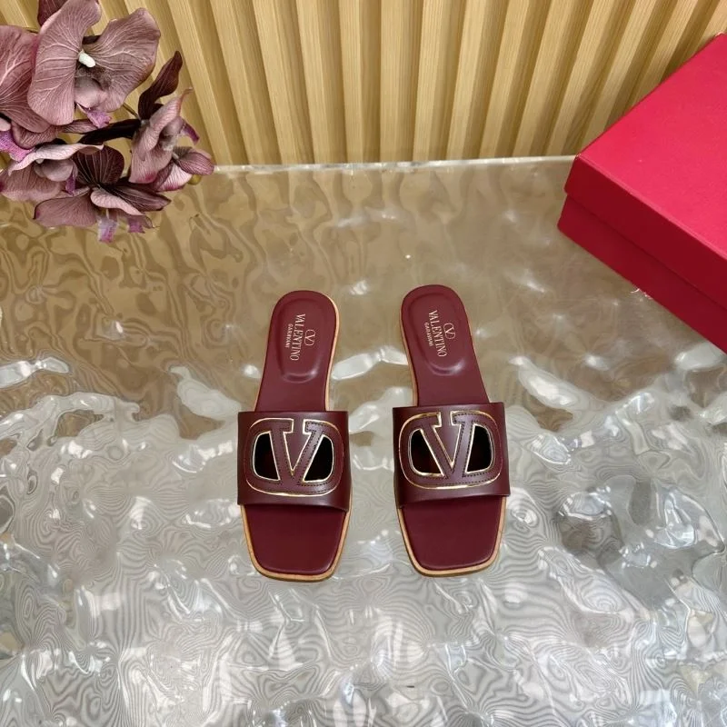 Exact replica Valentino Slippers