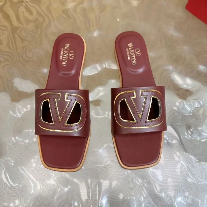 Exact replica Valentino Slippers