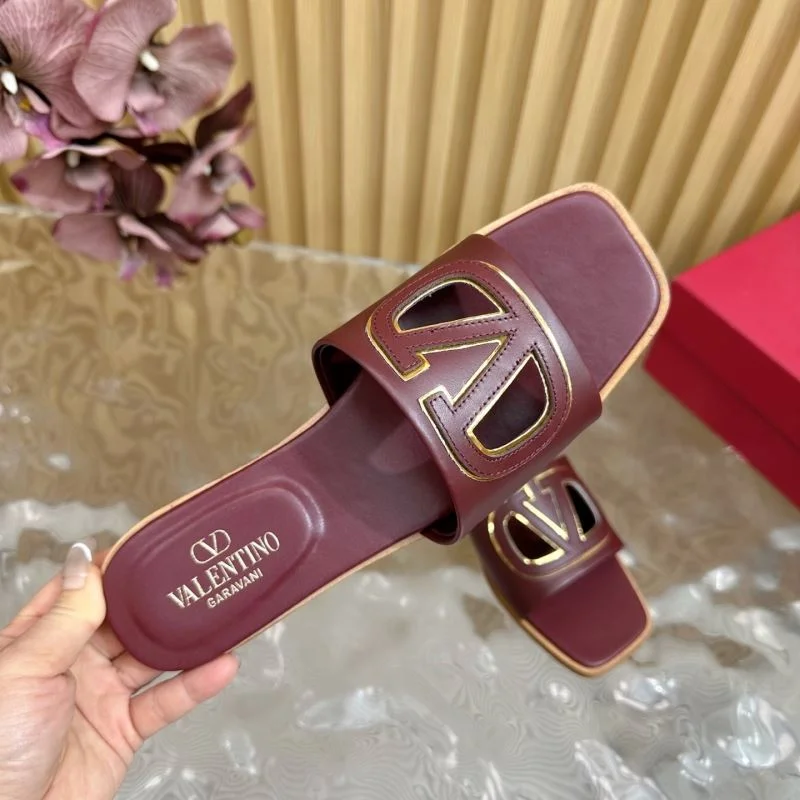 Exact replica Valentino Slippers