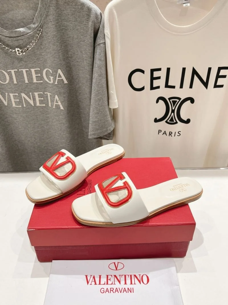 Exact replica Valentino Slippers