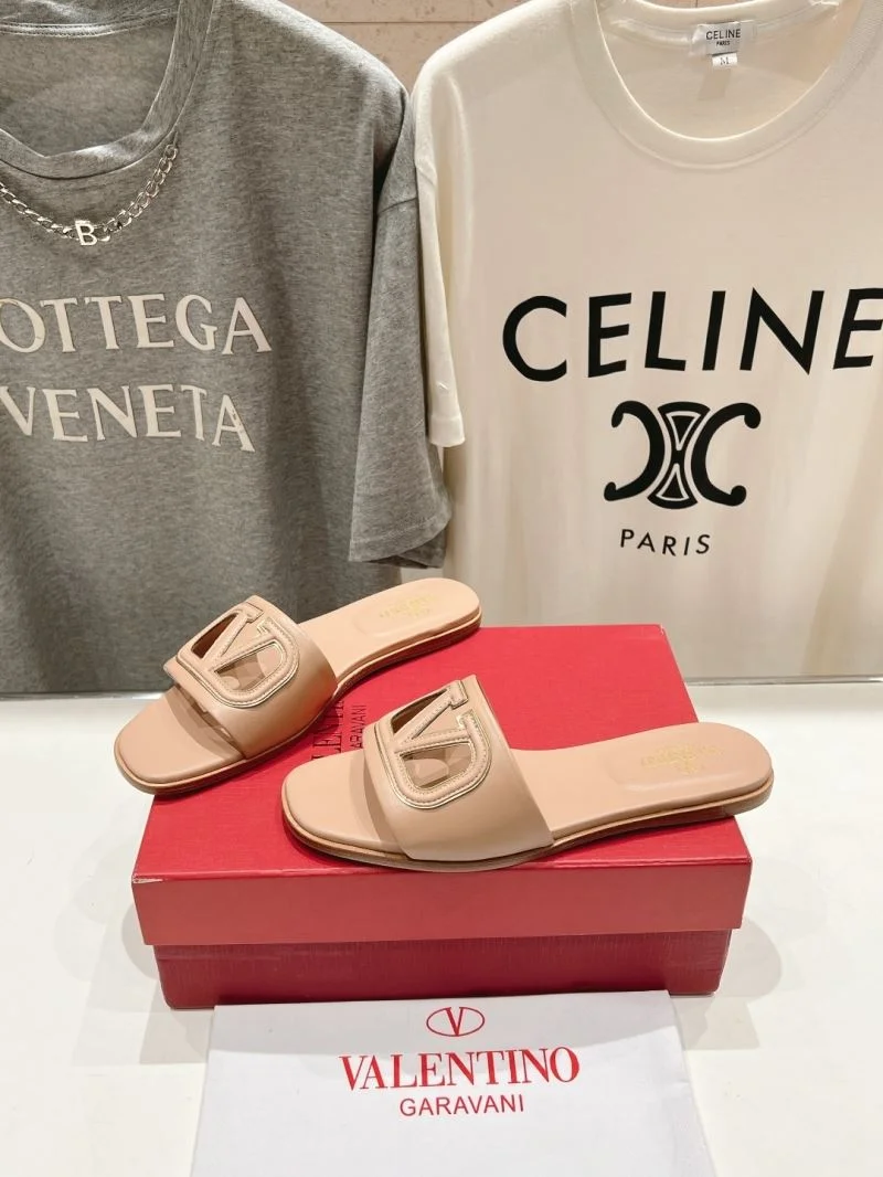 Exact replica Valentino Slippers