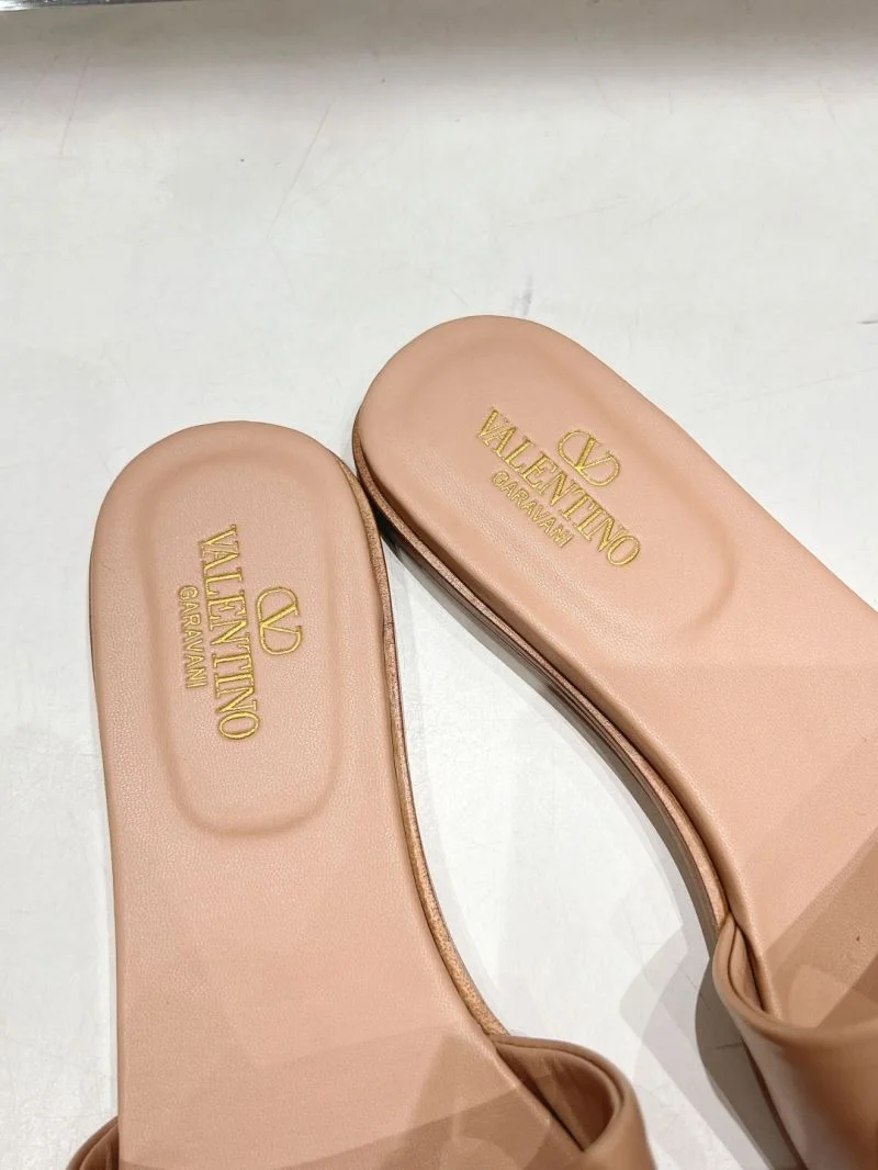 Exact replica Valentino Slippers