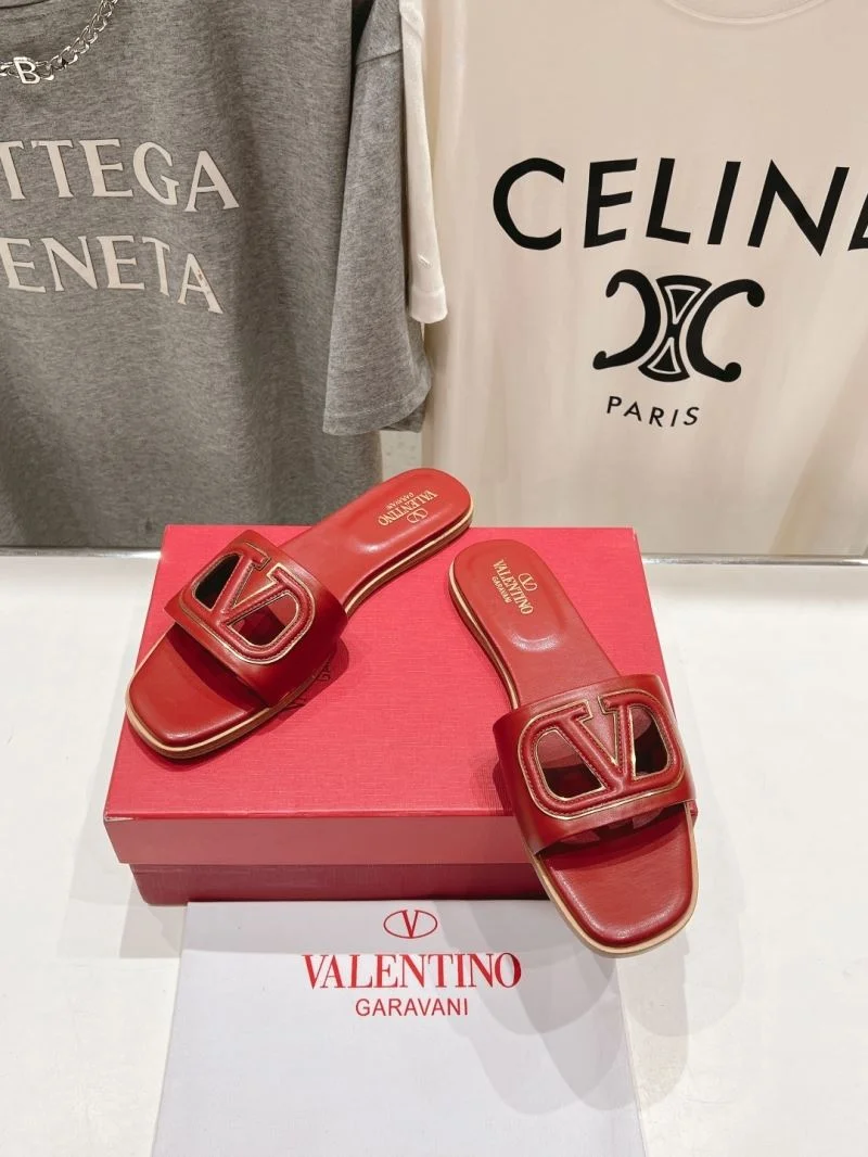 Top match Valentino Slippers