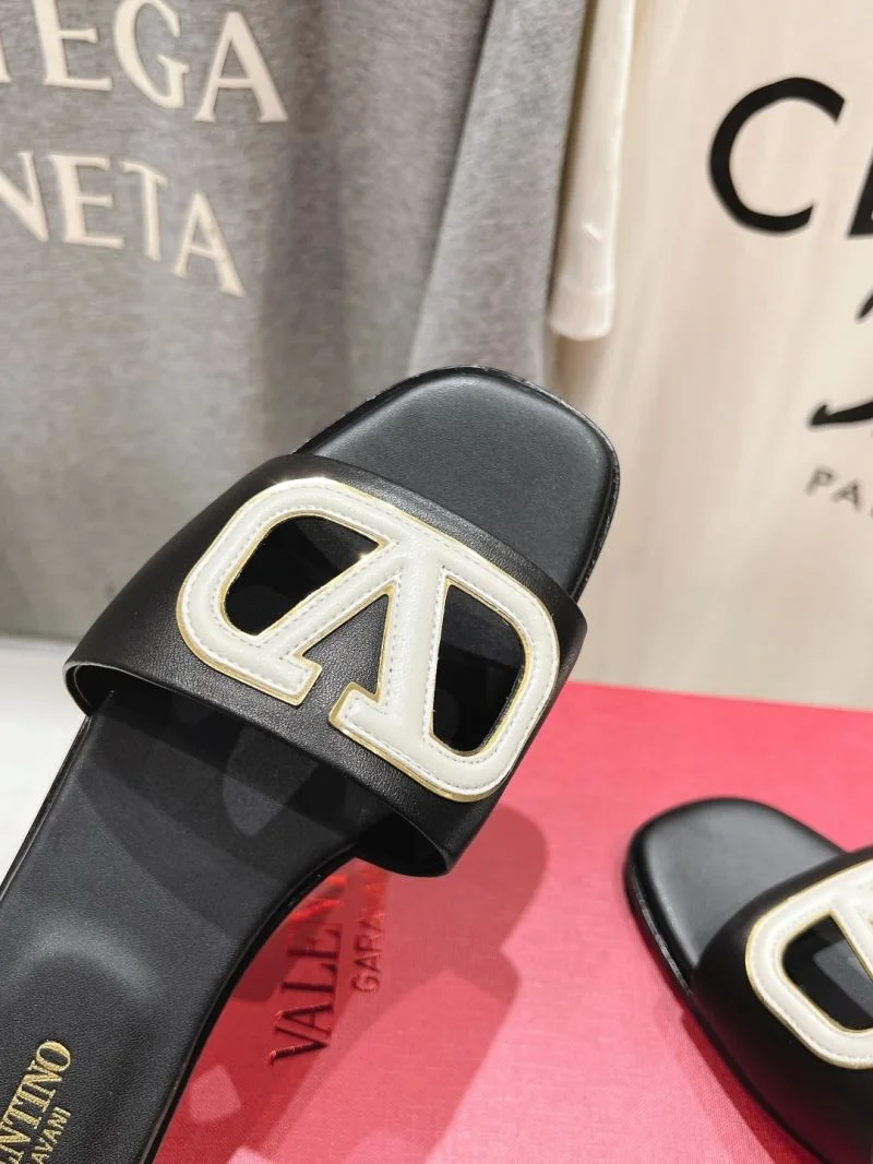 Brand-authenticated Valentino Slippers