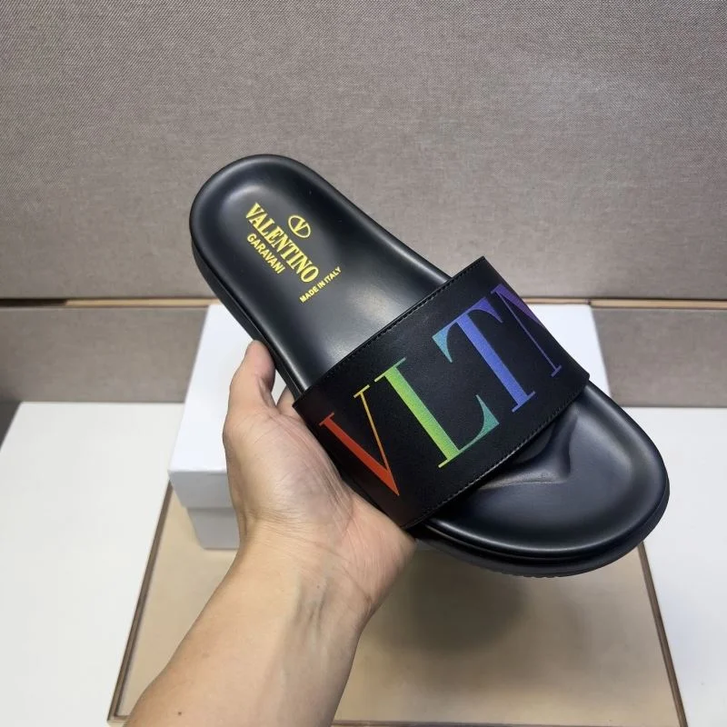Exact replica Valentino Slippers