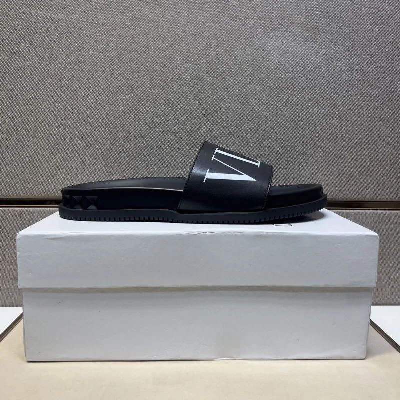 Brand-authenticated Valentino Slippers