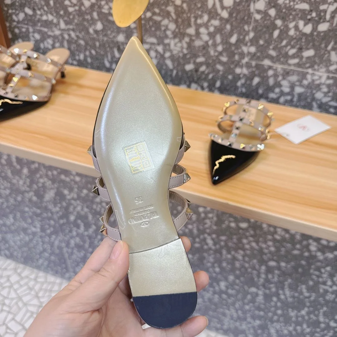 Brand-original Valentino Slippers