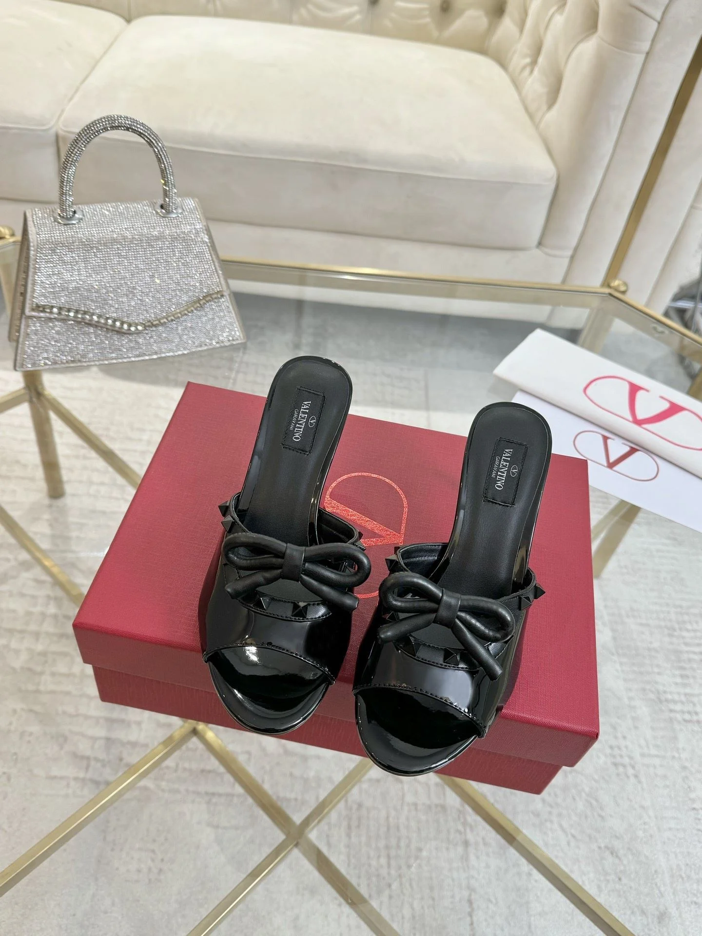 Mirror quality Valentino Slippers