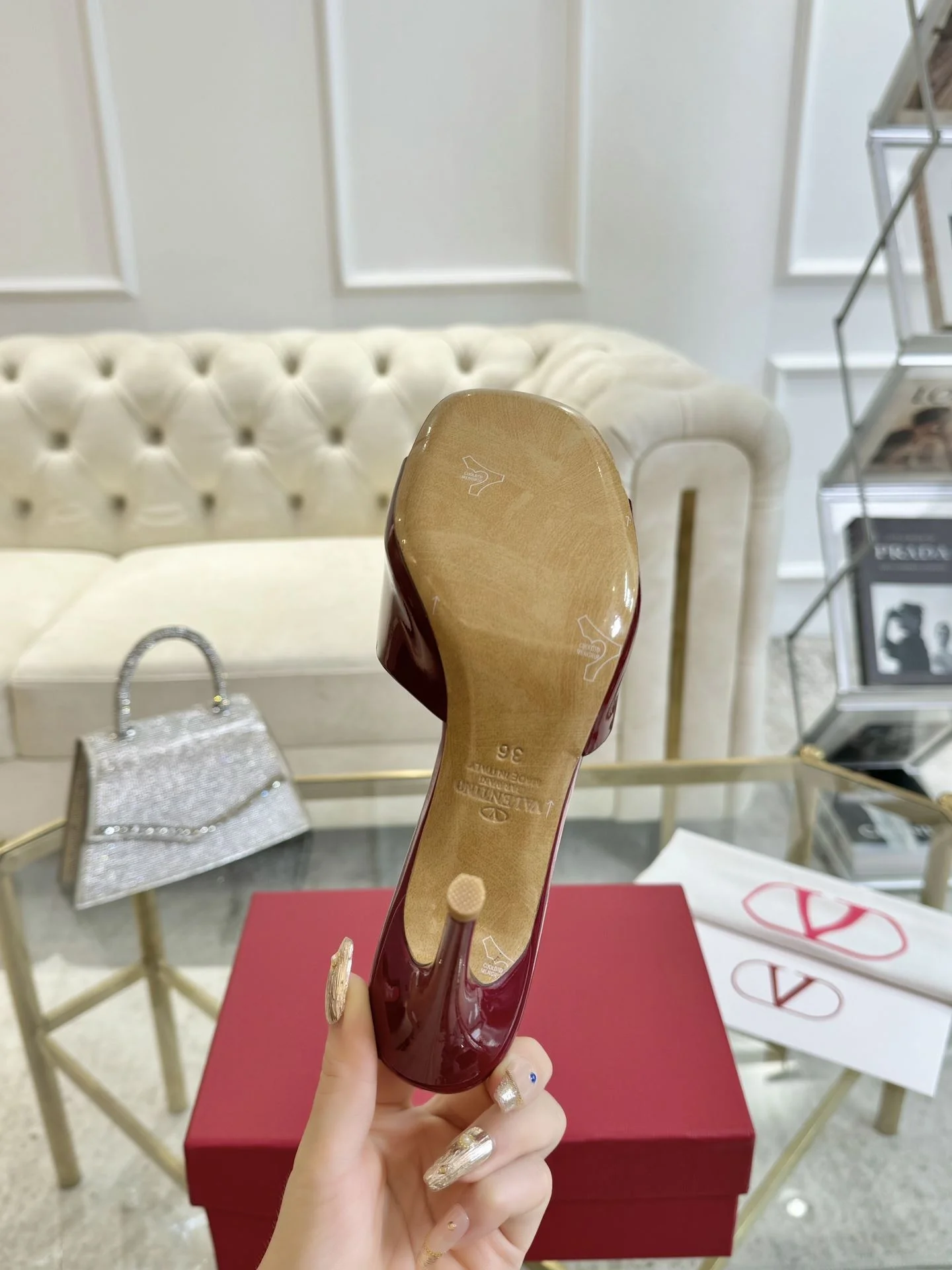 High fidelity Valentino Slippers