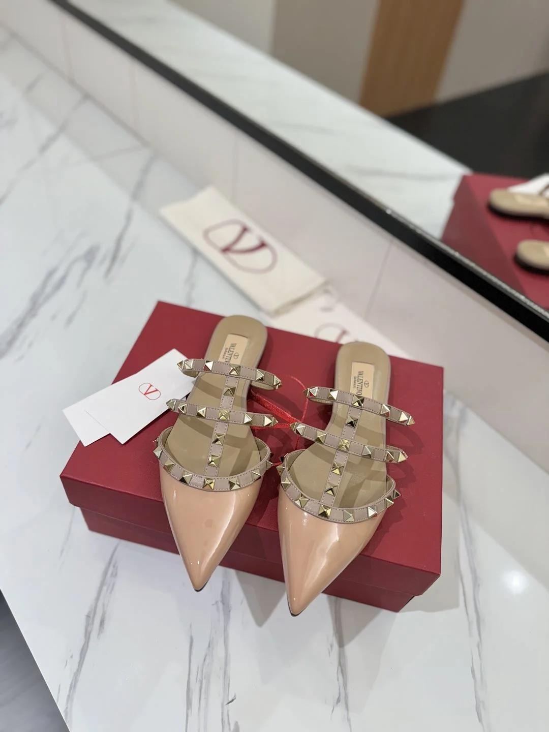 Economical Valentino Slippers