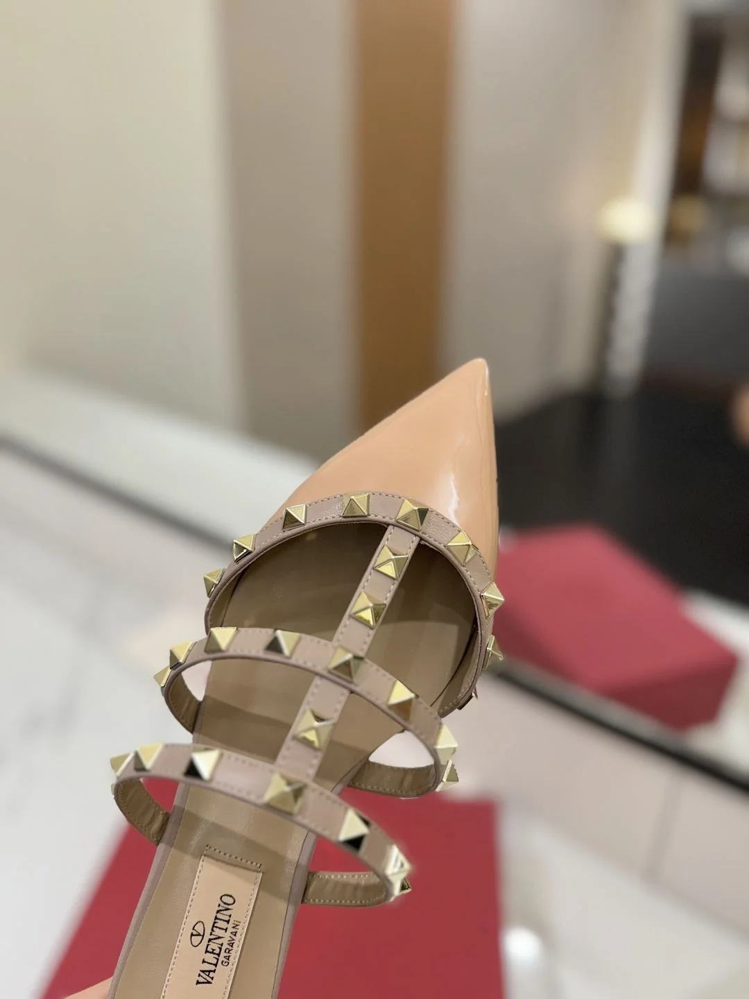 Economical Valentino Slippers