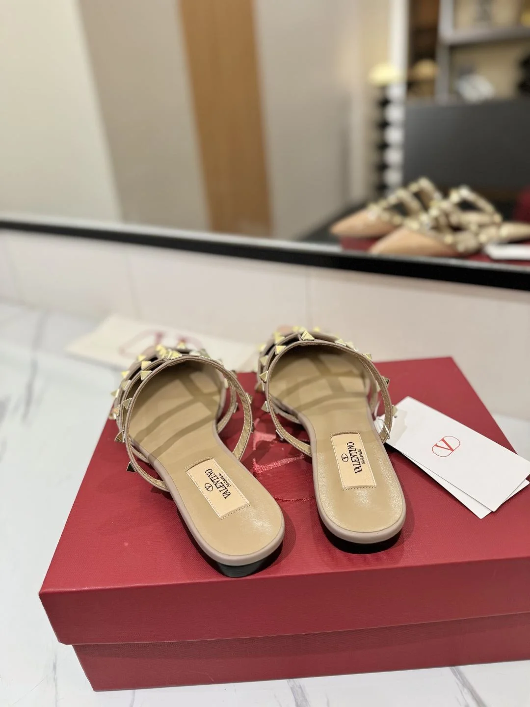 Economical Valentino Slippers