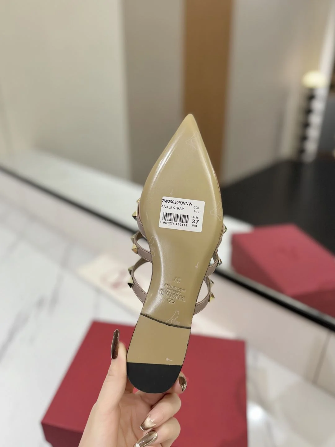 Economical Valentino Slippers
