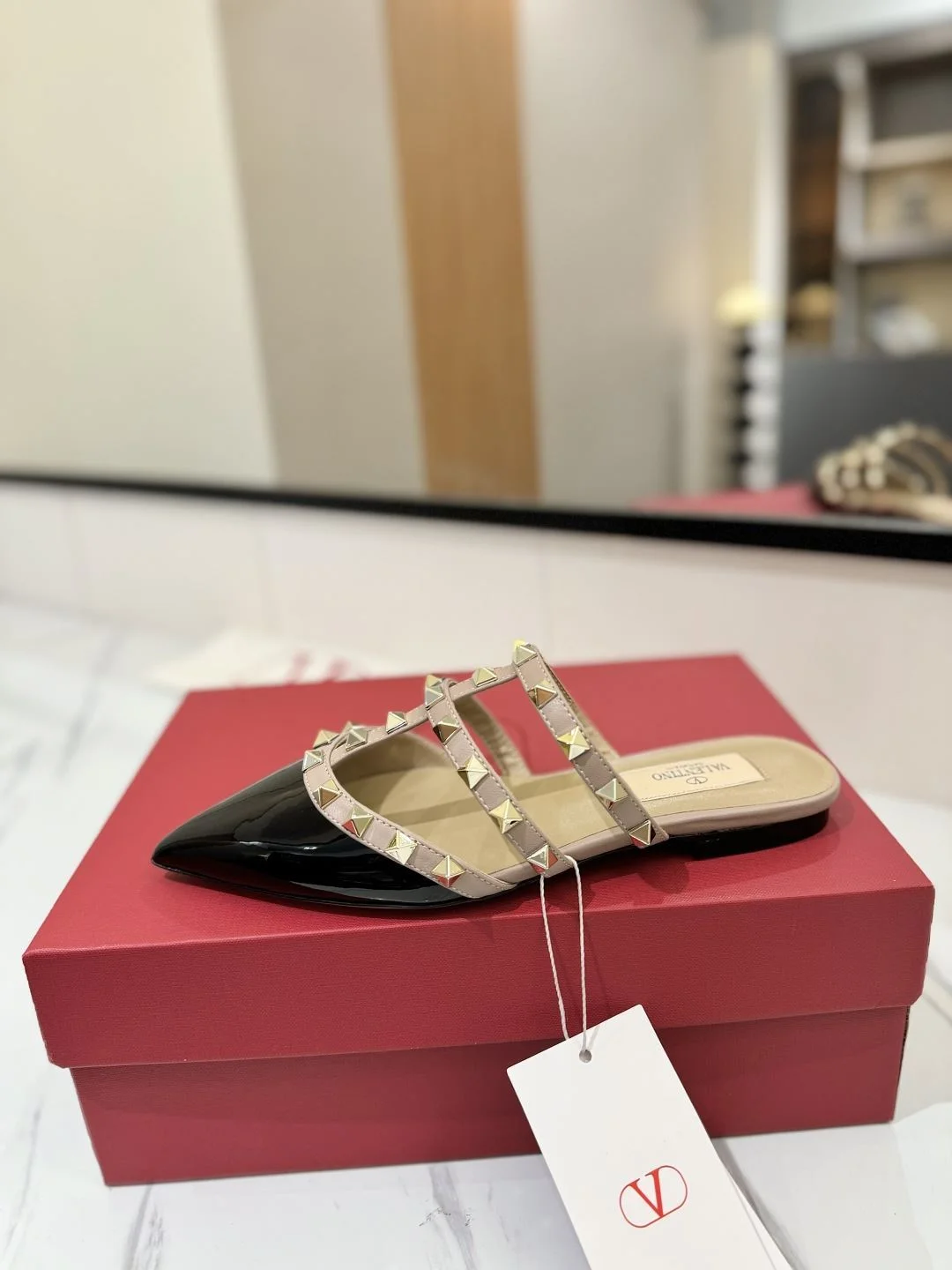 Top match Valentino Slippers