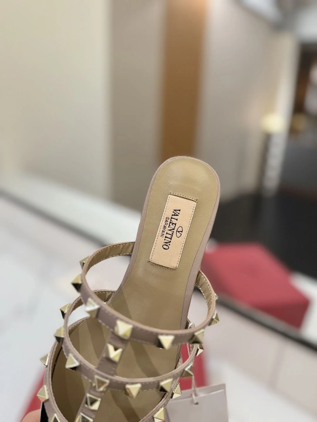 Top match Valentino Slippers