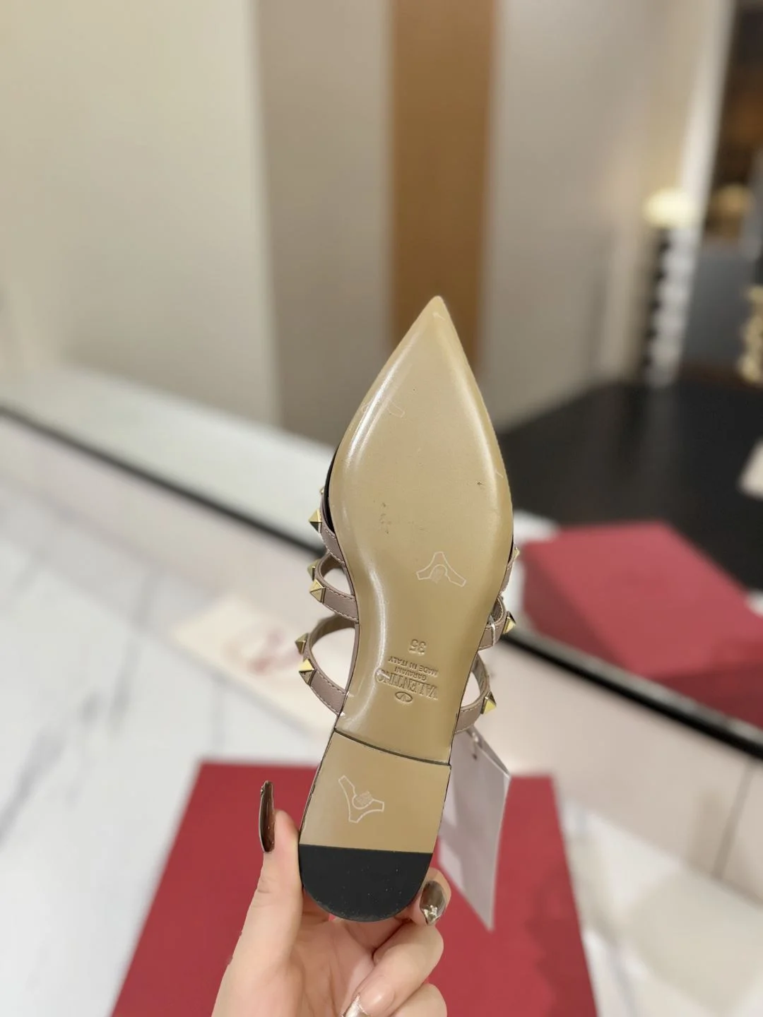 Top match Valentino Slippers