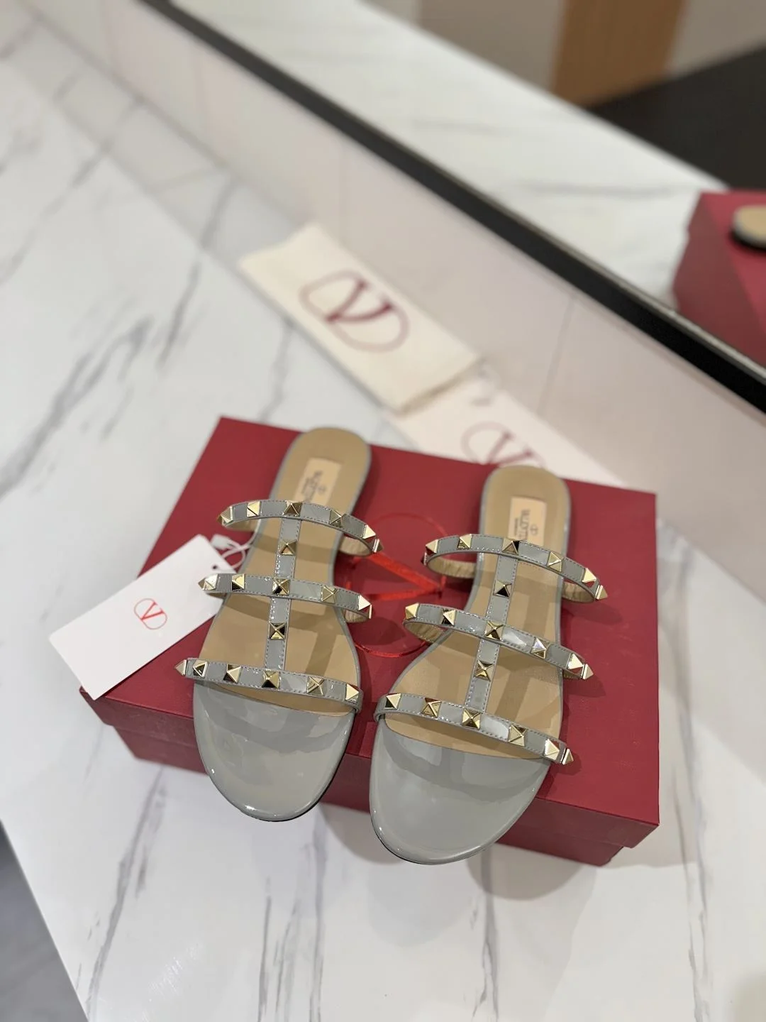 Brand-authenticated Valentino Slippers