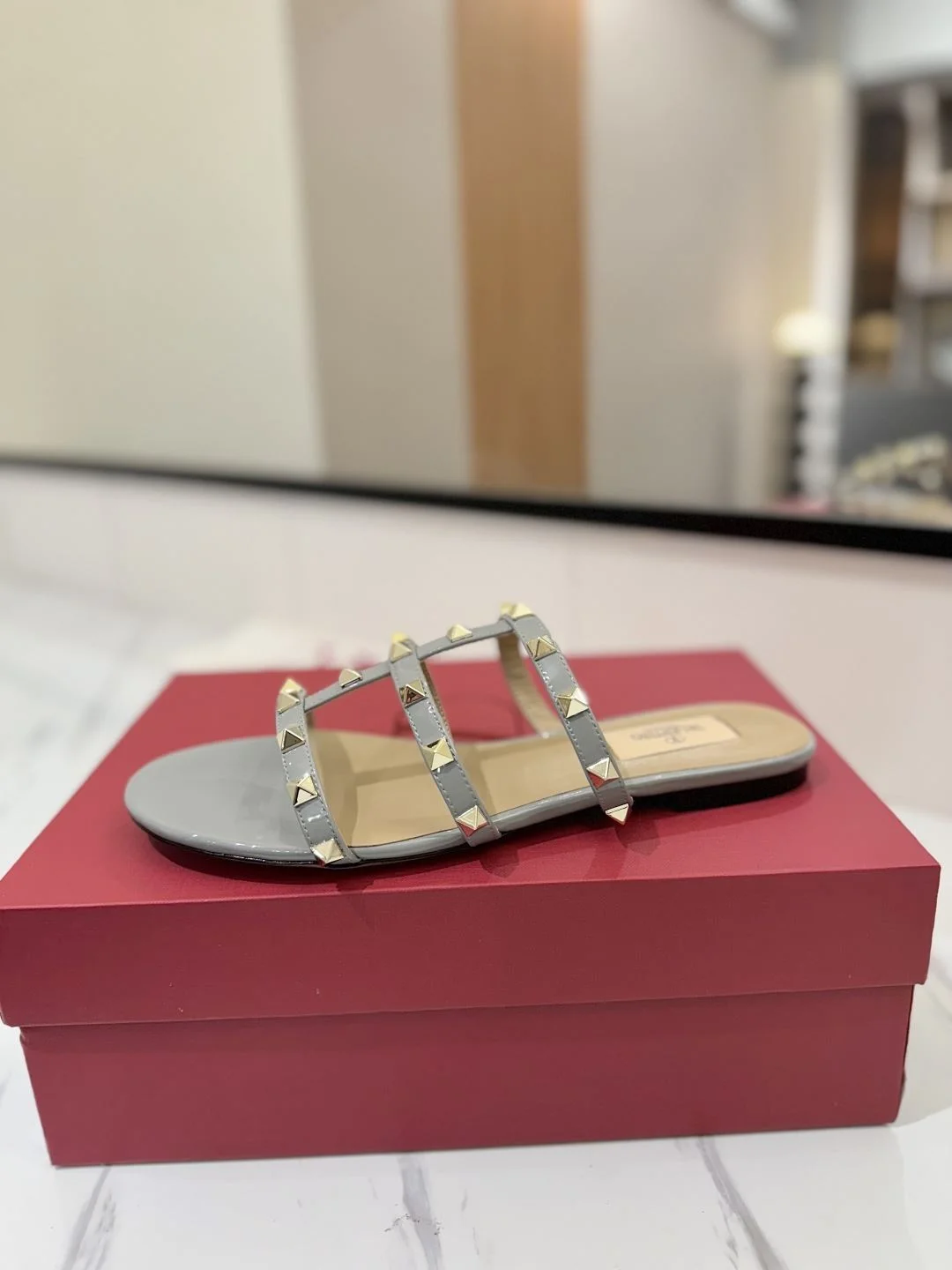 Brand-authenticated Valentino Slippers