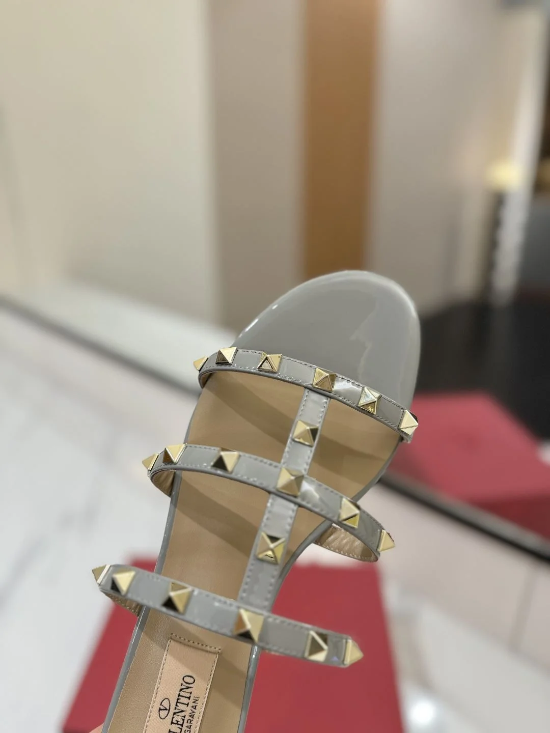 Brand-authenticated Valentino Slippers