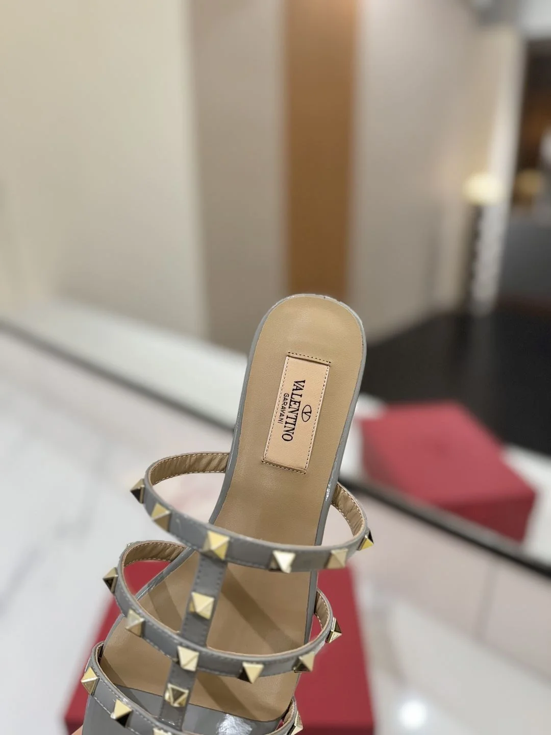 Brand-authenticated Valentino Slippers