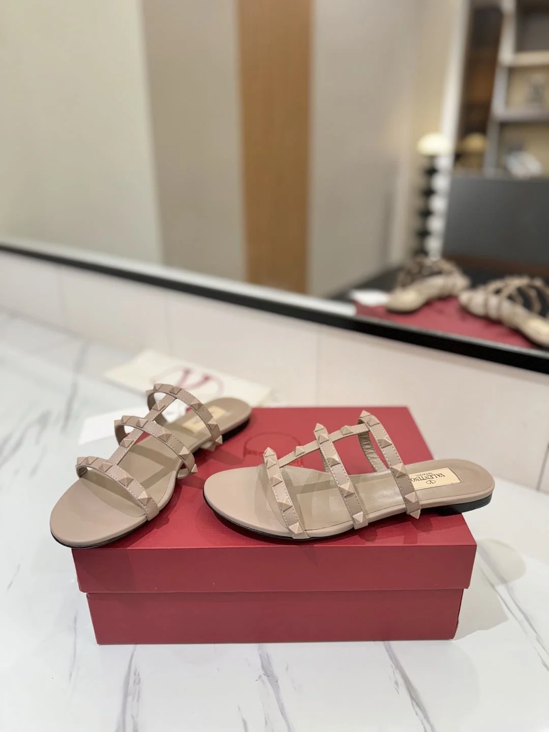 Brand-authenticated Valentino Slippers
