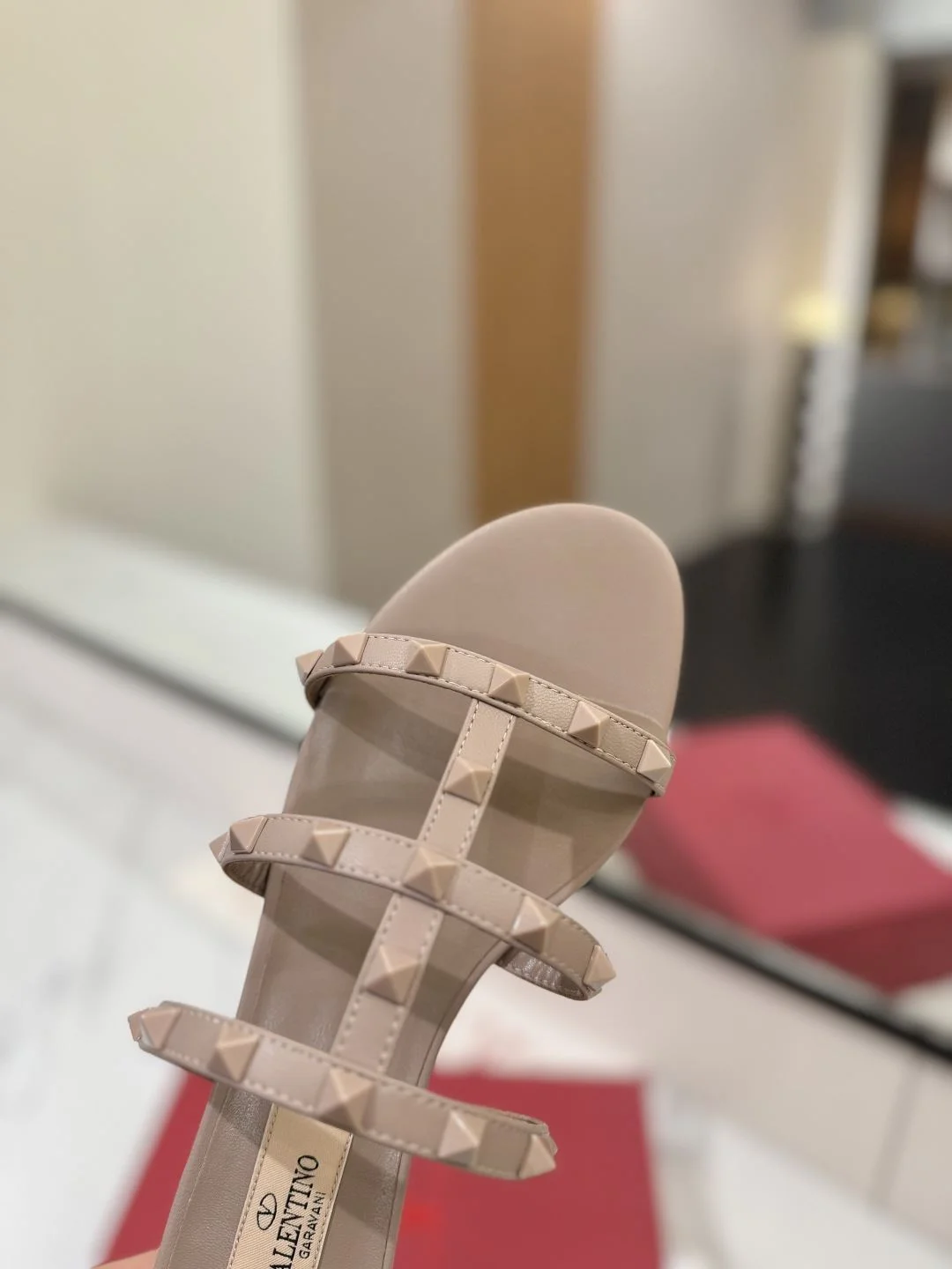 Brand-authenticated Valentino Slippers