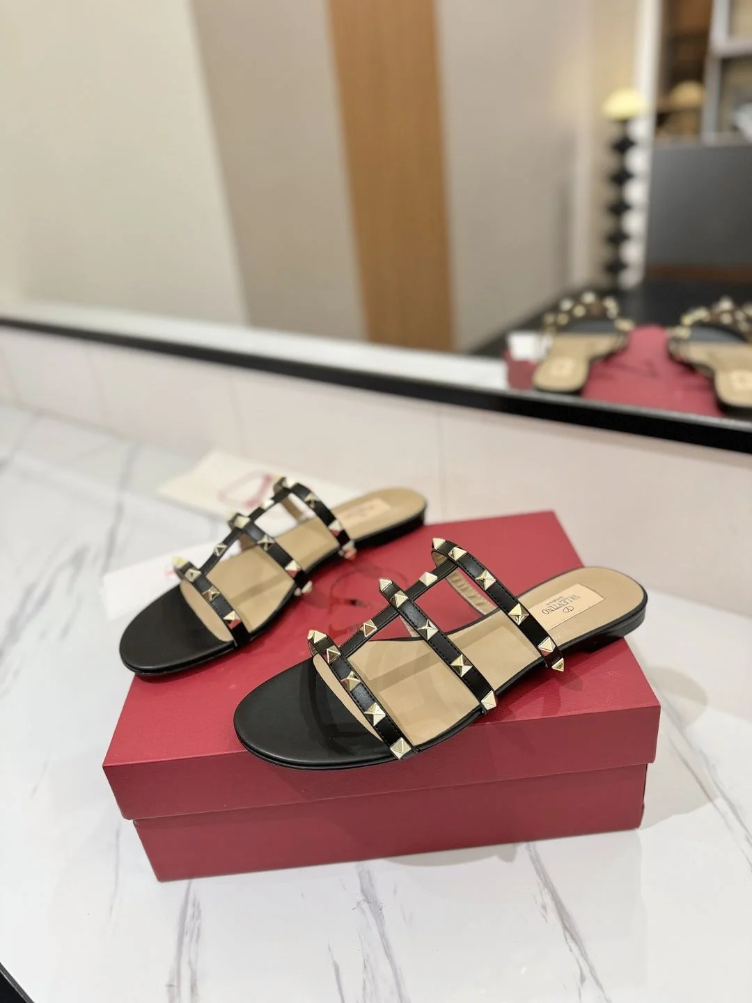 OEM Valentino Slippers