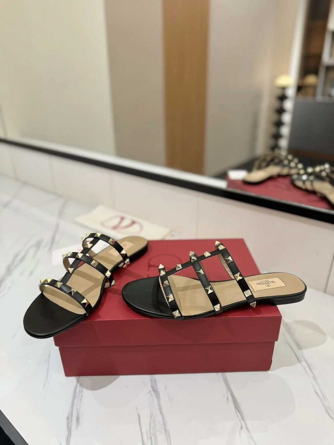 OEM Valentino Slippers