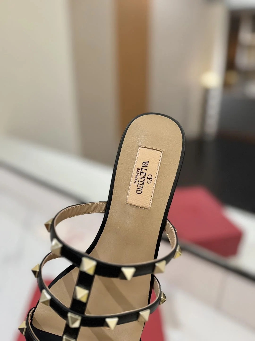 OEM Valentino Slippers