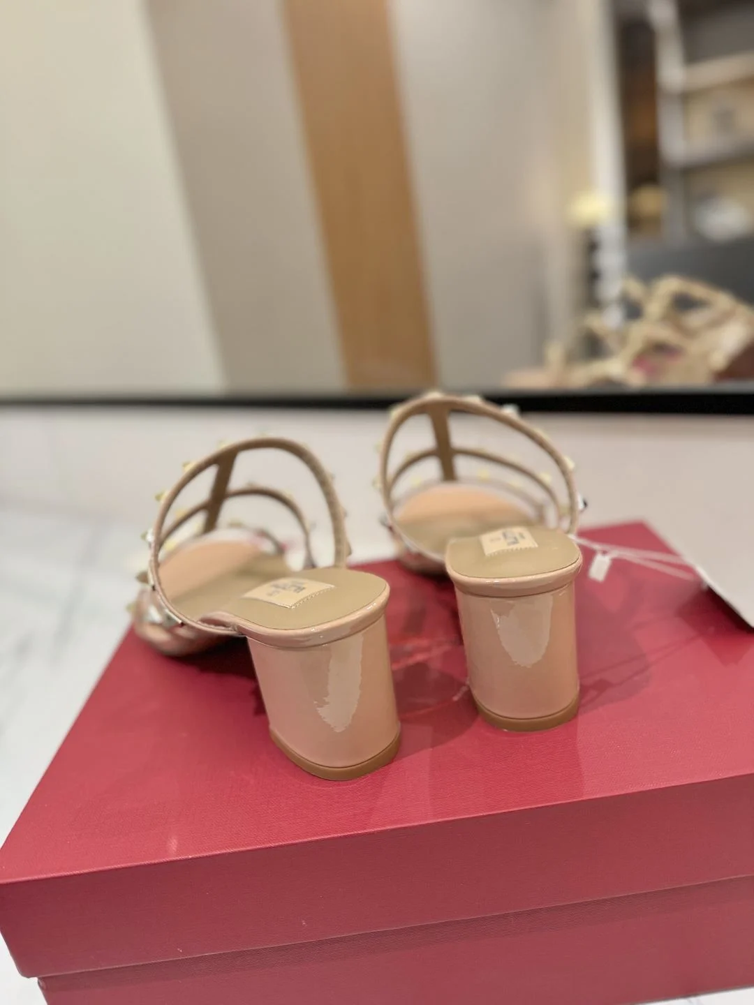 Economical Valentino Slippers