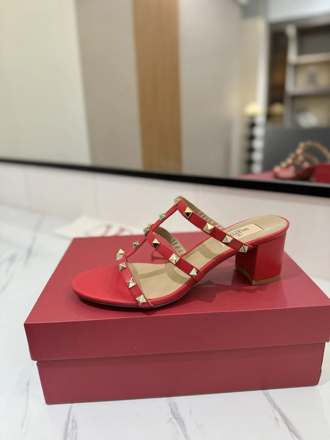 Bargain Valentino Slippers
