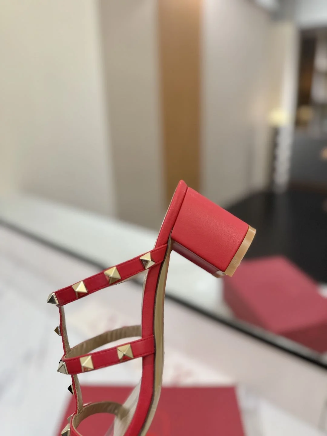 Bargain Valentino Slippers