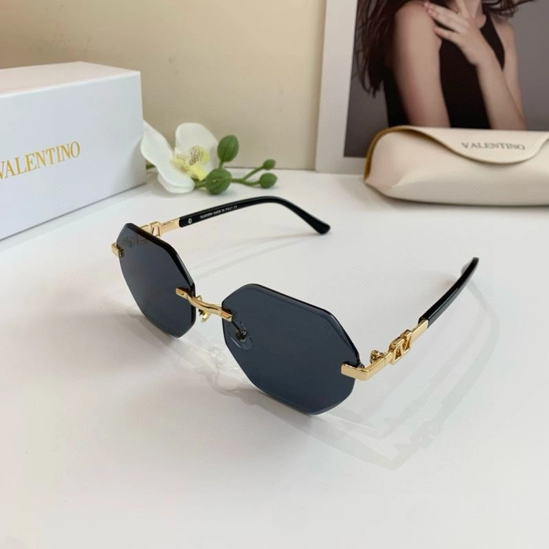 Mirror quality Valentino Sunglasses