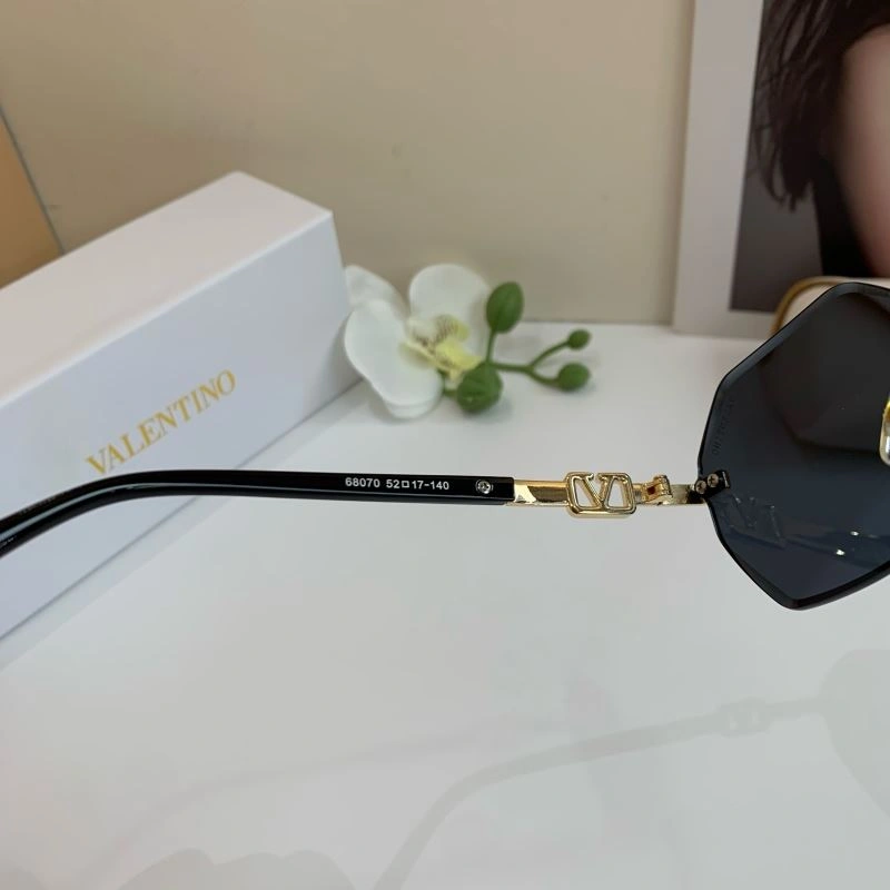 Mirror quality Valentino Sunglasses