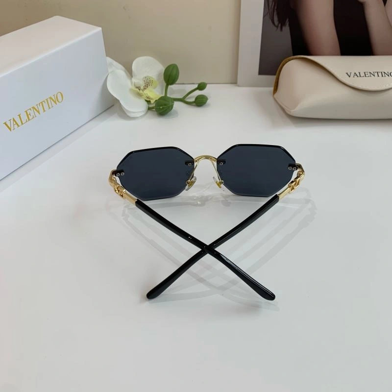 Mirror quality Valentino Sunglasses