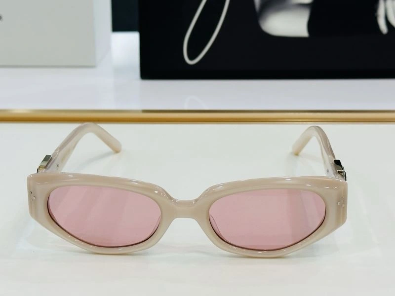 1:1 copy Valentino Sunglasses