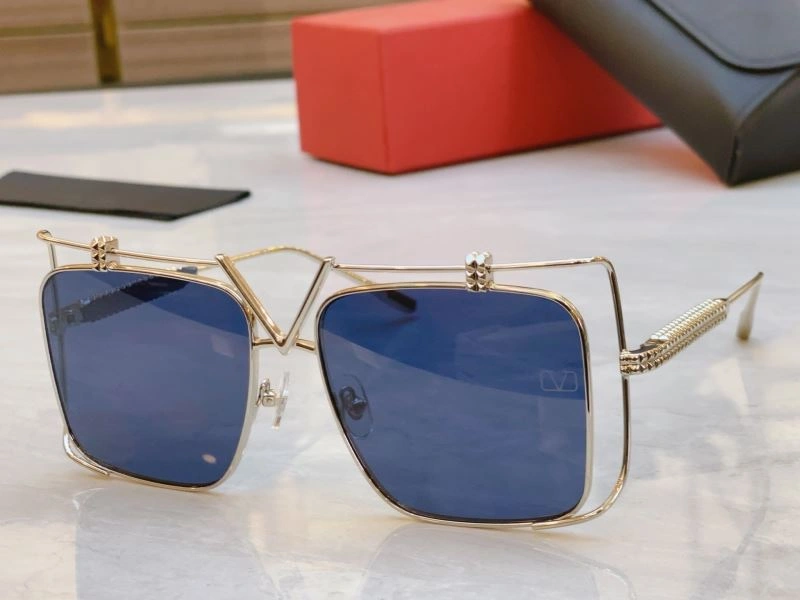 Precise copy Valentino Sunglasses