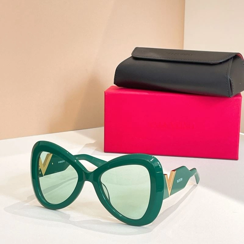 1:1 copy Valentino Sunglasses