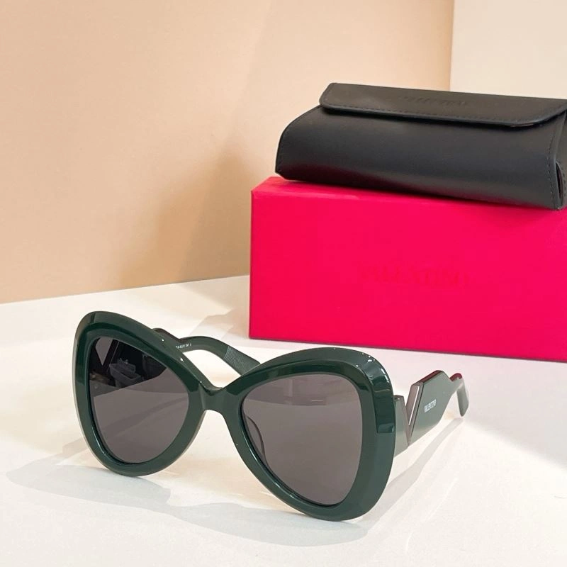 1:1 copy Valentino Sunglasses
