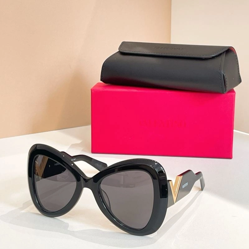 1:1 copy Valentino Sunglasses