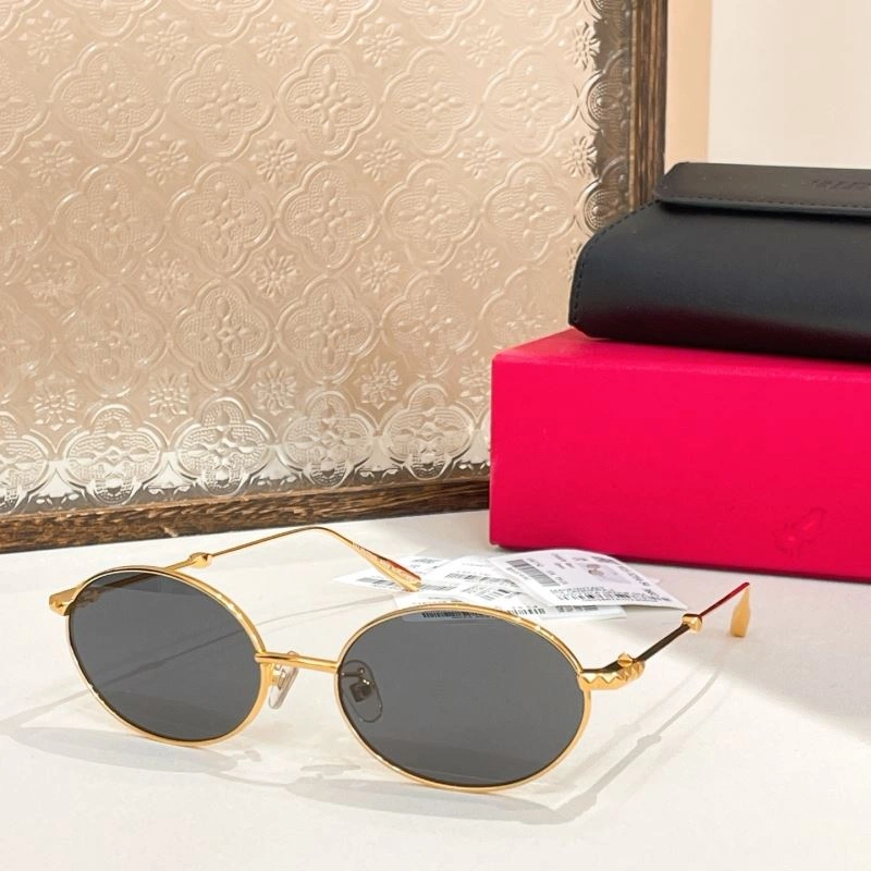 Discounted Valentino Sunglasses