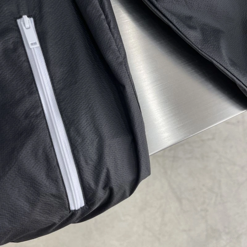 High fidelity Valentino Sunscreen Jacket