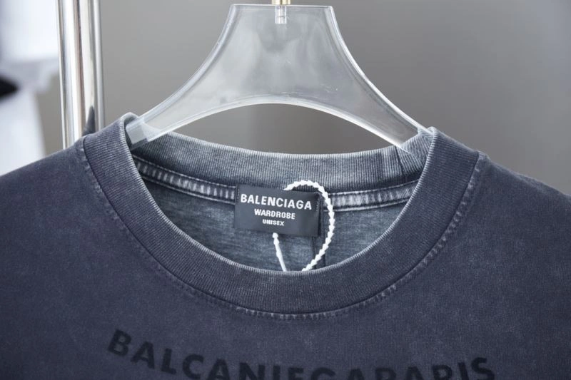 Brand-original Valentino T-Shirts
