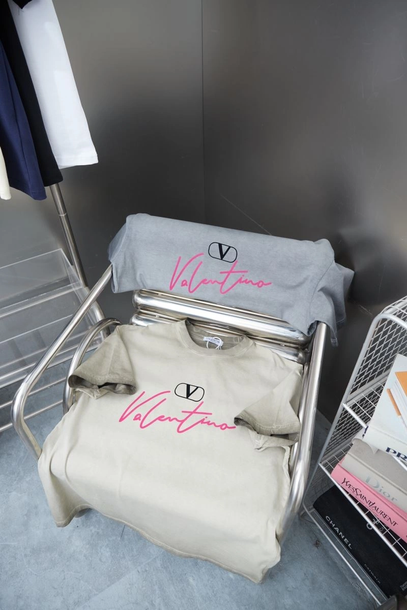 Indistinguishable Valentino T-Shirts