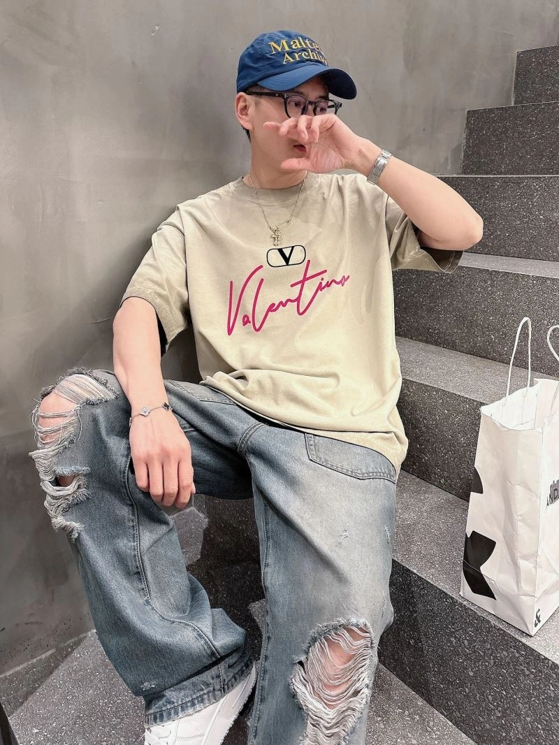 Indistinguishable Valentino T-Shirts