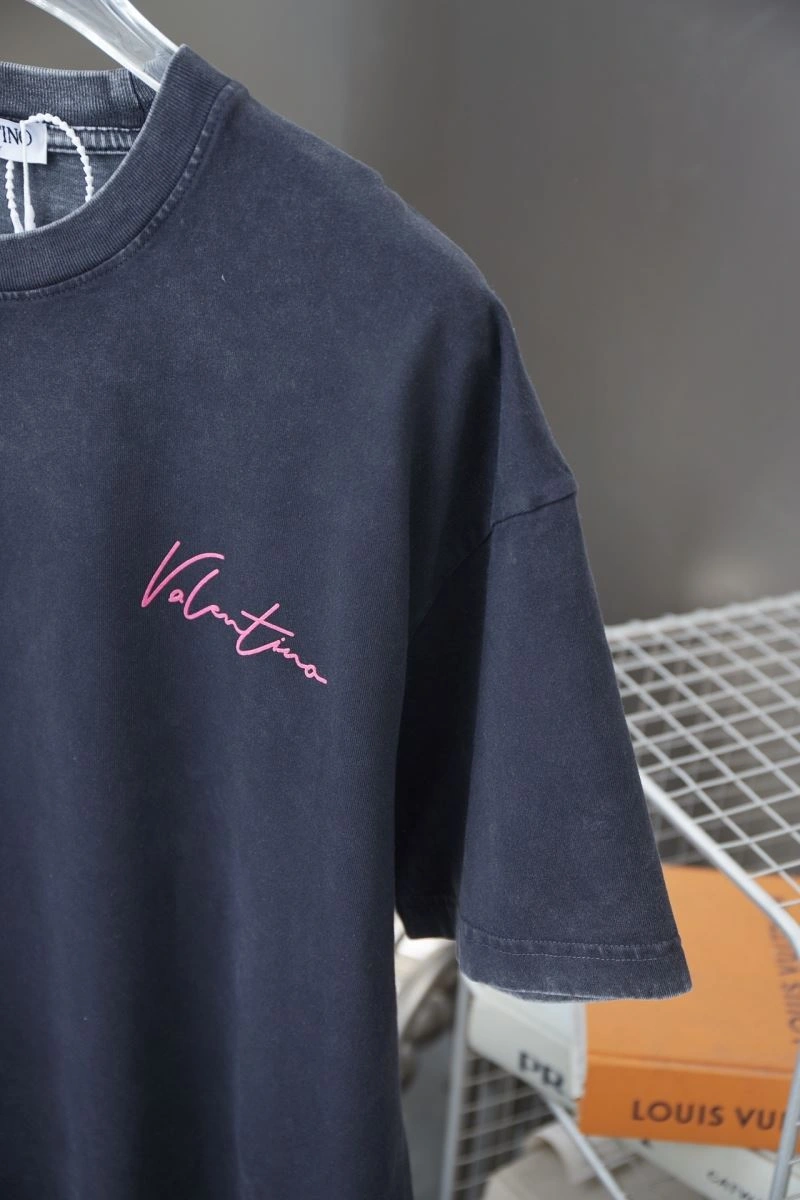 Bargain Valentino T-Shirts