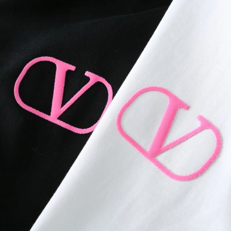 Bargain Valentino T-Shirts