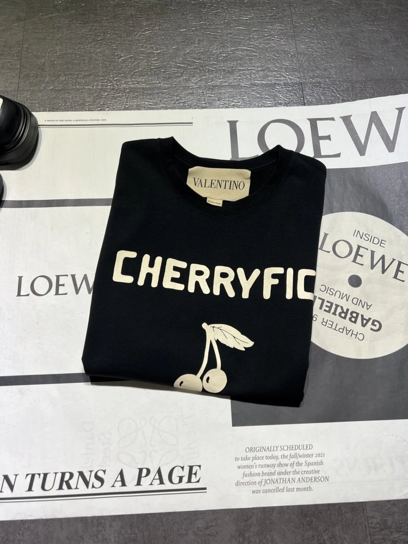 Indistinguishable Valentino T-Shirts